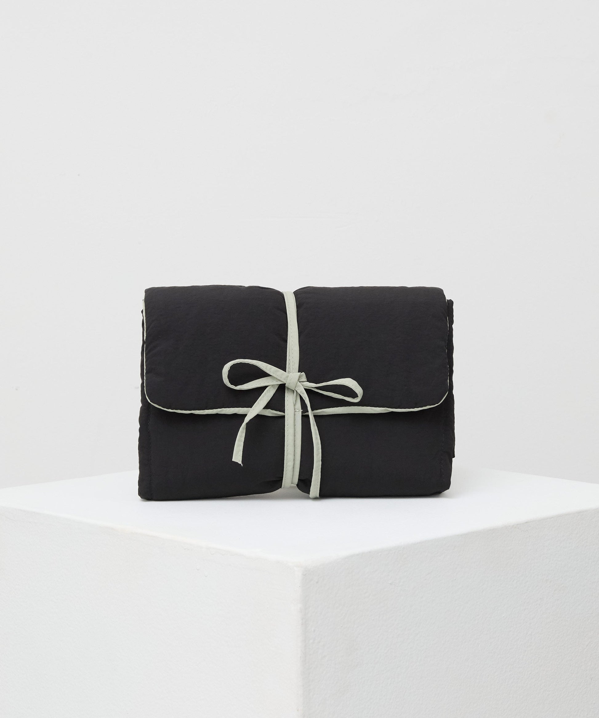 Phile Plush Change Mat Wrap - Licorice Black – Baby Little Planet