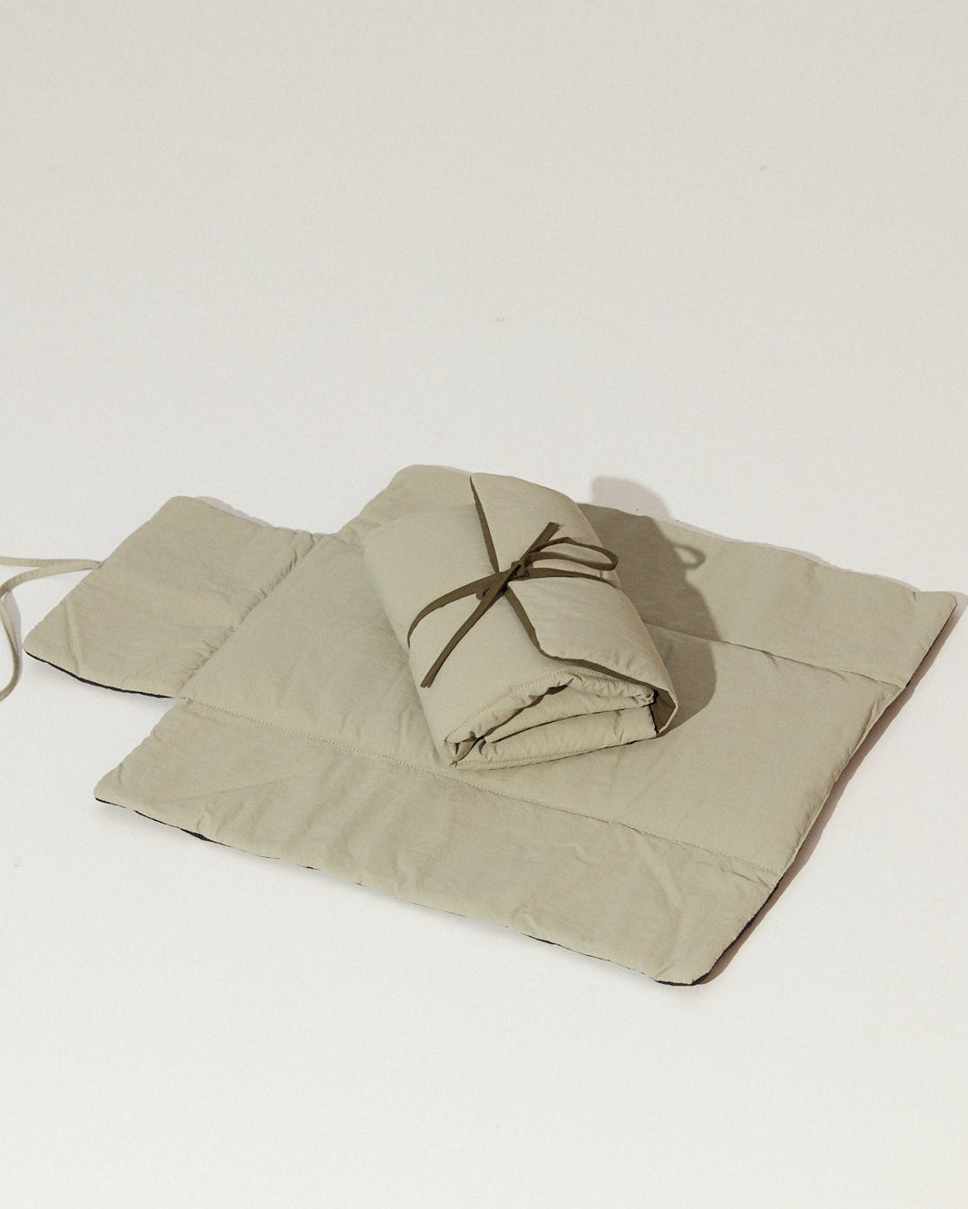 Phile Plush Change Mat Wrap - Licorice Black – Baby Little Planet